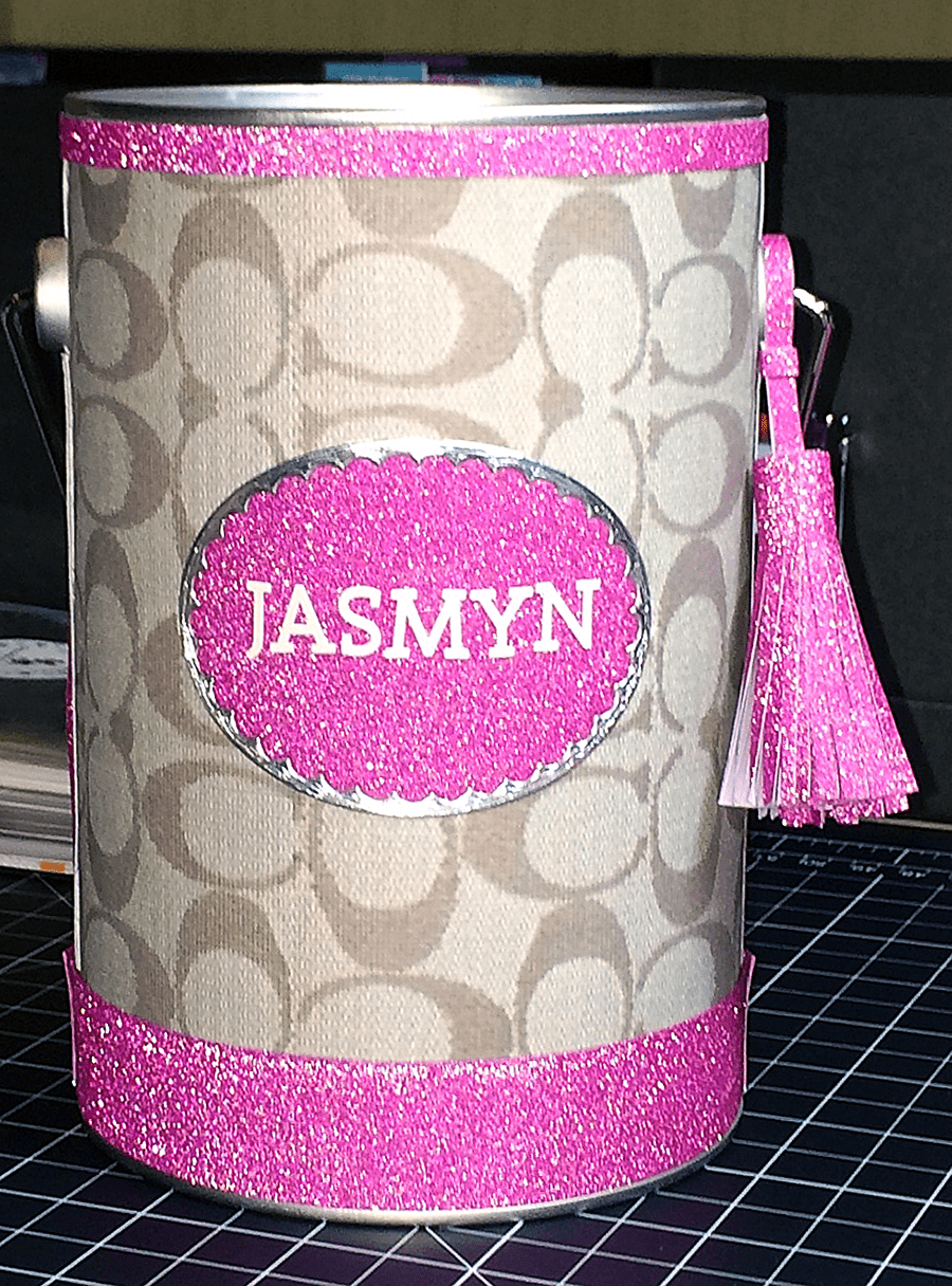 Making a Paper Tassel with Quilling Paper • TealKat Design