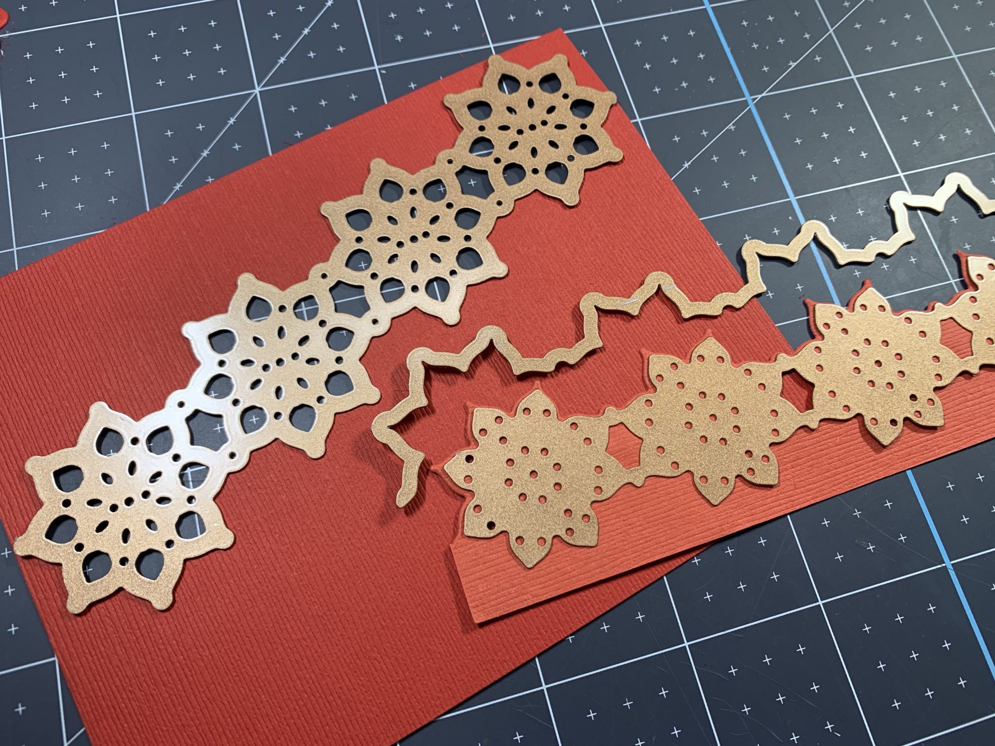 Spellbinders LDOTM: Poinsettia Border Card • TealKat Design