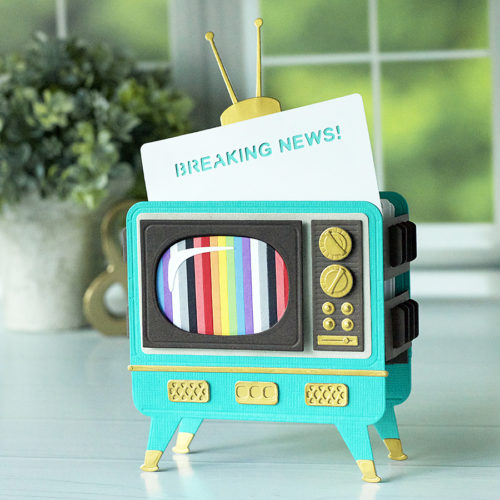 A Retro Television Card: Three Dimensional Perfection • TealKat Design